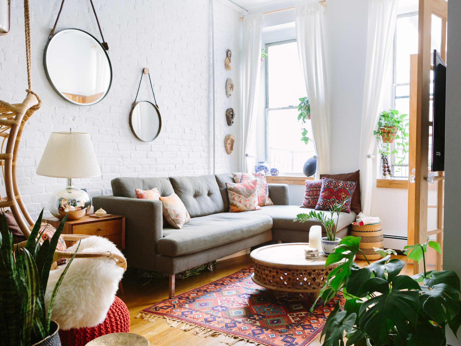 Urban outfitters amelia desk store